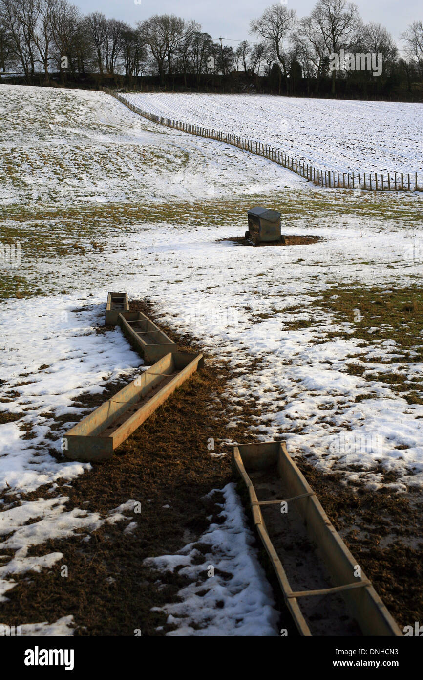 Field covered in snow in winter Elmsted and Bodsham, North Downs ...