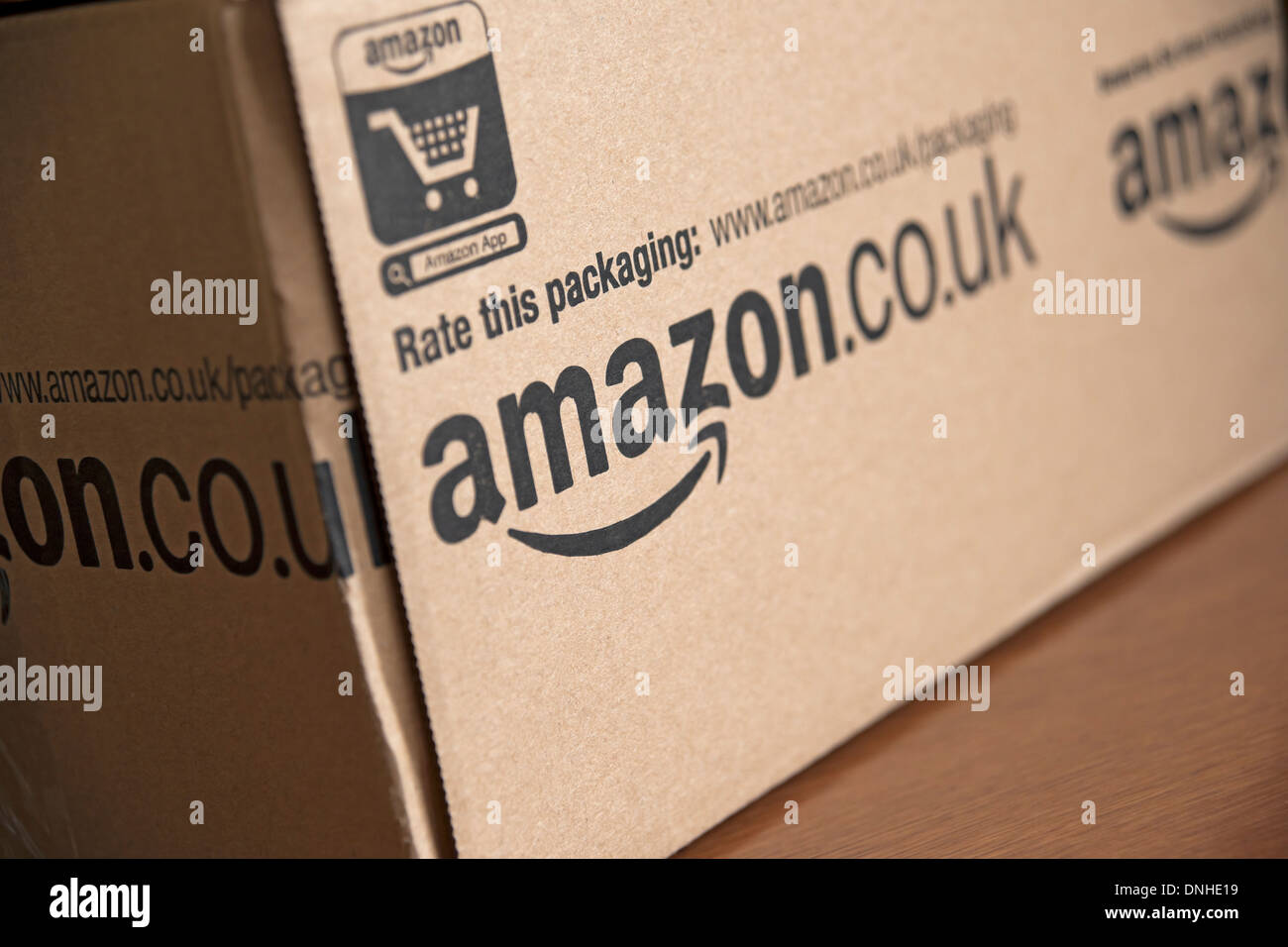 Amazon logo hi-res stock photography and images - Alamy