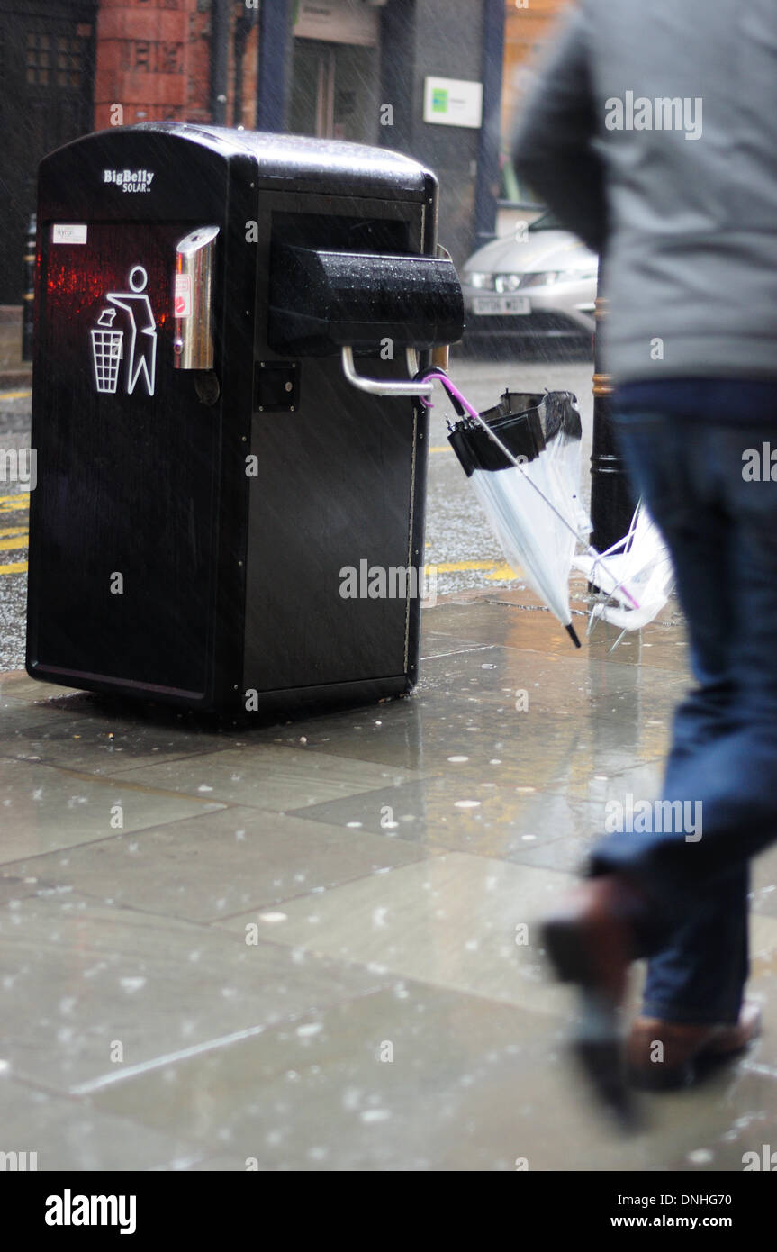 Nottingham, UK. 30th December 2013. Strong winds and heavy rain makes ...