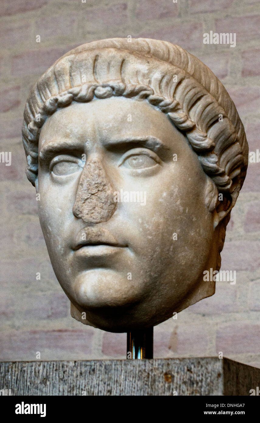 Oversize head of a Roman, ca. 130 CE Rome Italy Italian Stock Photo - Alamy
