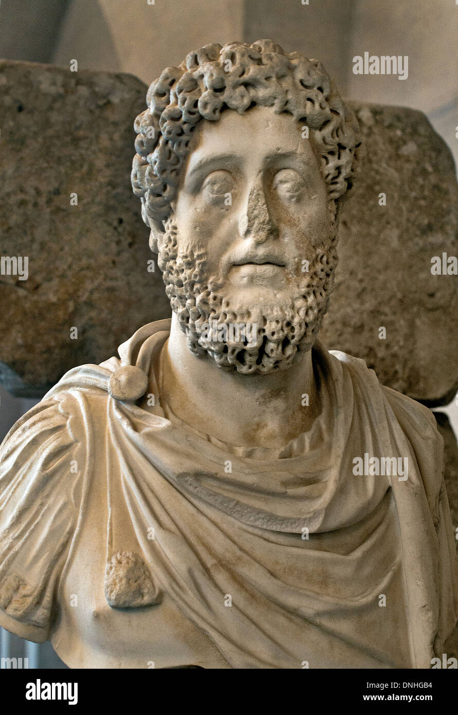 Commodus hi-res stock photography and images - Alamy