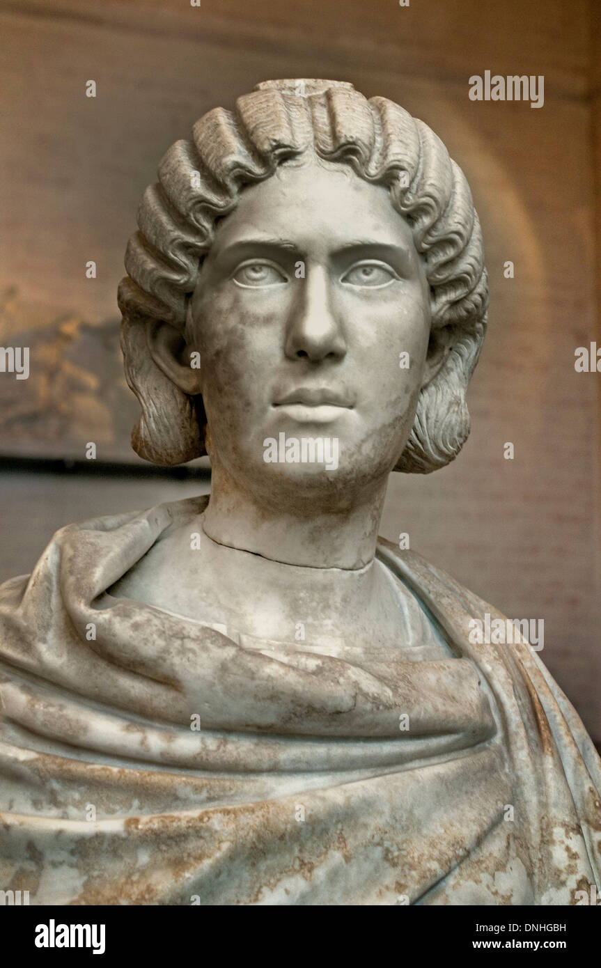 250 sculptures hi-res stock photography and images - Alamy