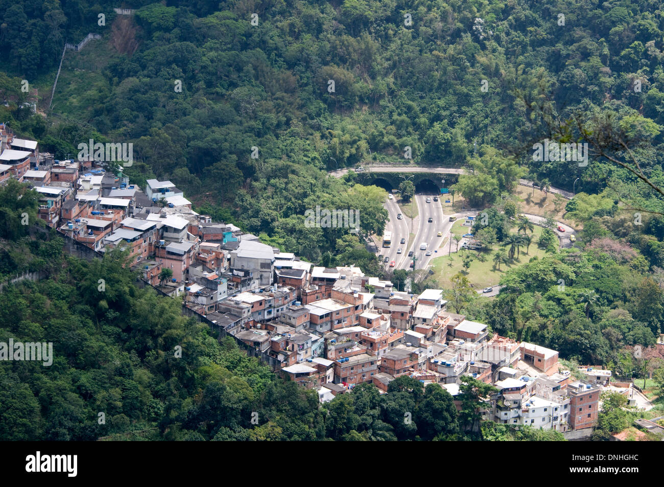 The sprawling slums of Guararapes Favela in Rio de Janeiro, Brazil ...
