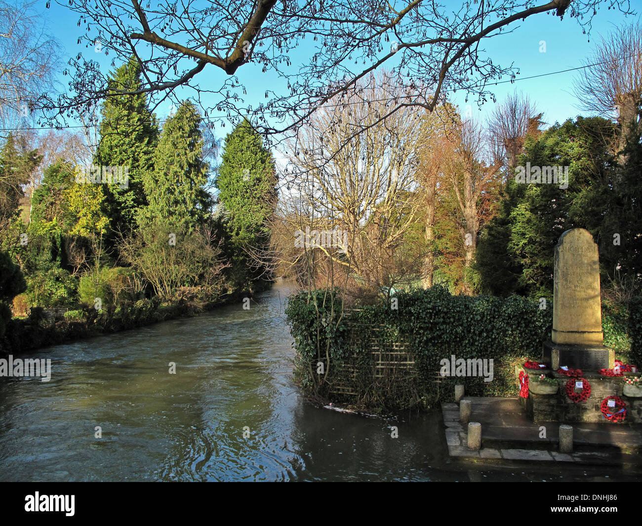 River Darent flowing high through the village of Shoreham in Kent Stock ...