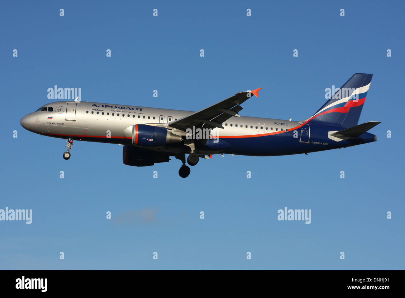 Airbus a320 aeroflot russian hi-res stock photography and images - Alamy