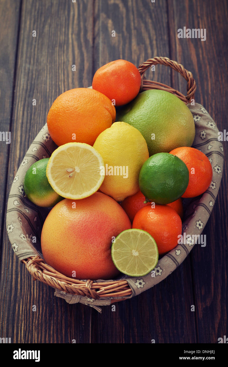 Citrus fruits in the basket hi-res stock photography and images - Alamy