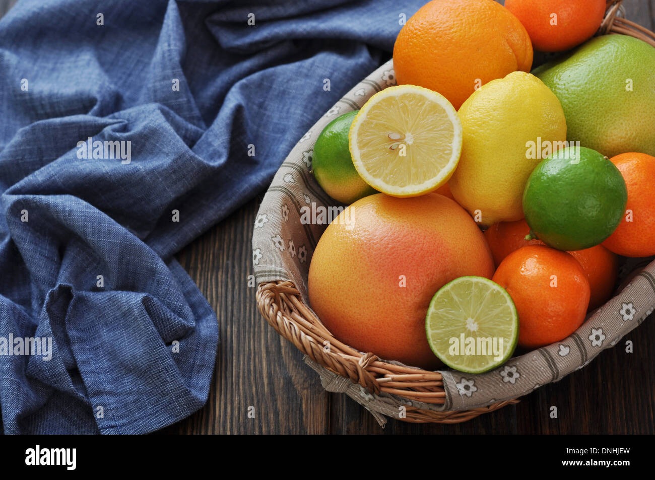 Citrus fruits in the basket hi-res stock photography and images - Alamy
