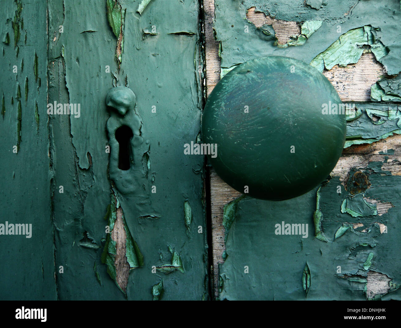 Green keyhole hi-res stock photography and images - Alamy