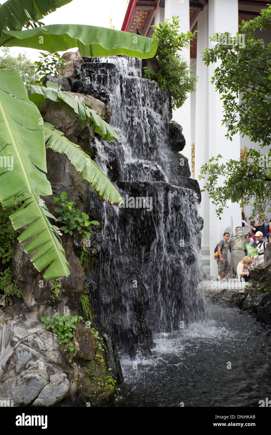 Street and waterfall hi-res stock photography and images - Alamy