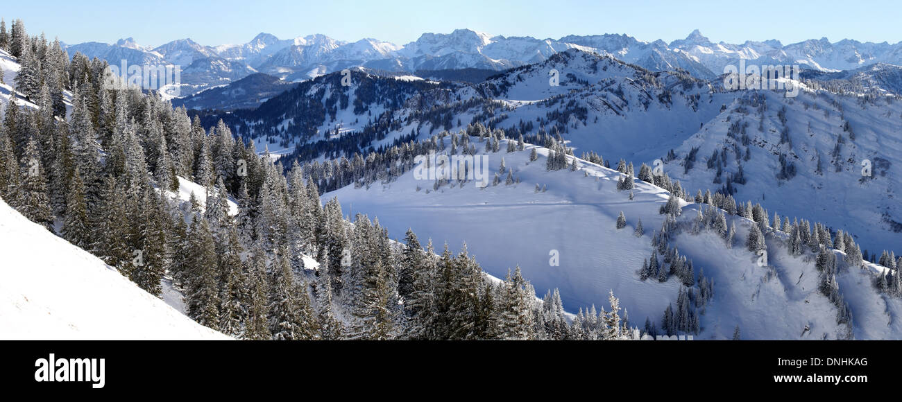 Panoramic snow mountain hi-res stock photography and images - Alamy