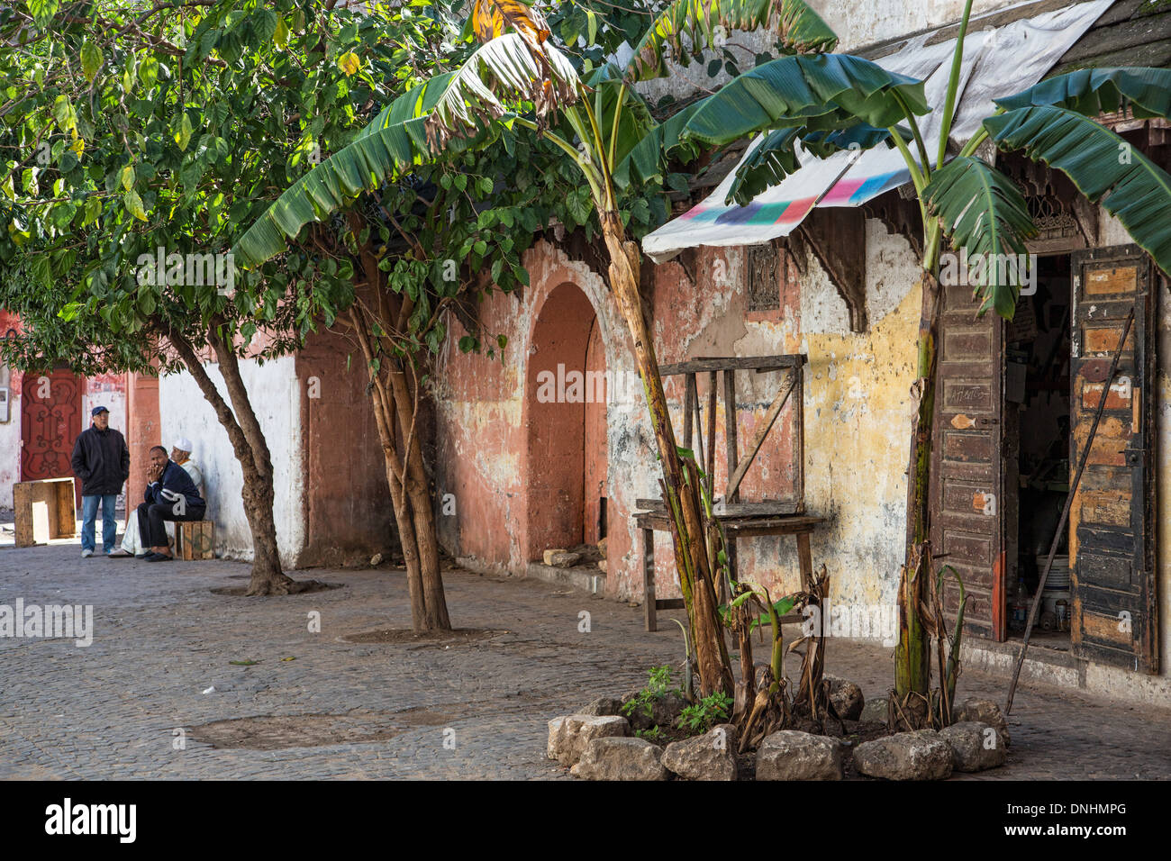 Poor working class hi-res stock photography and images - Alamy