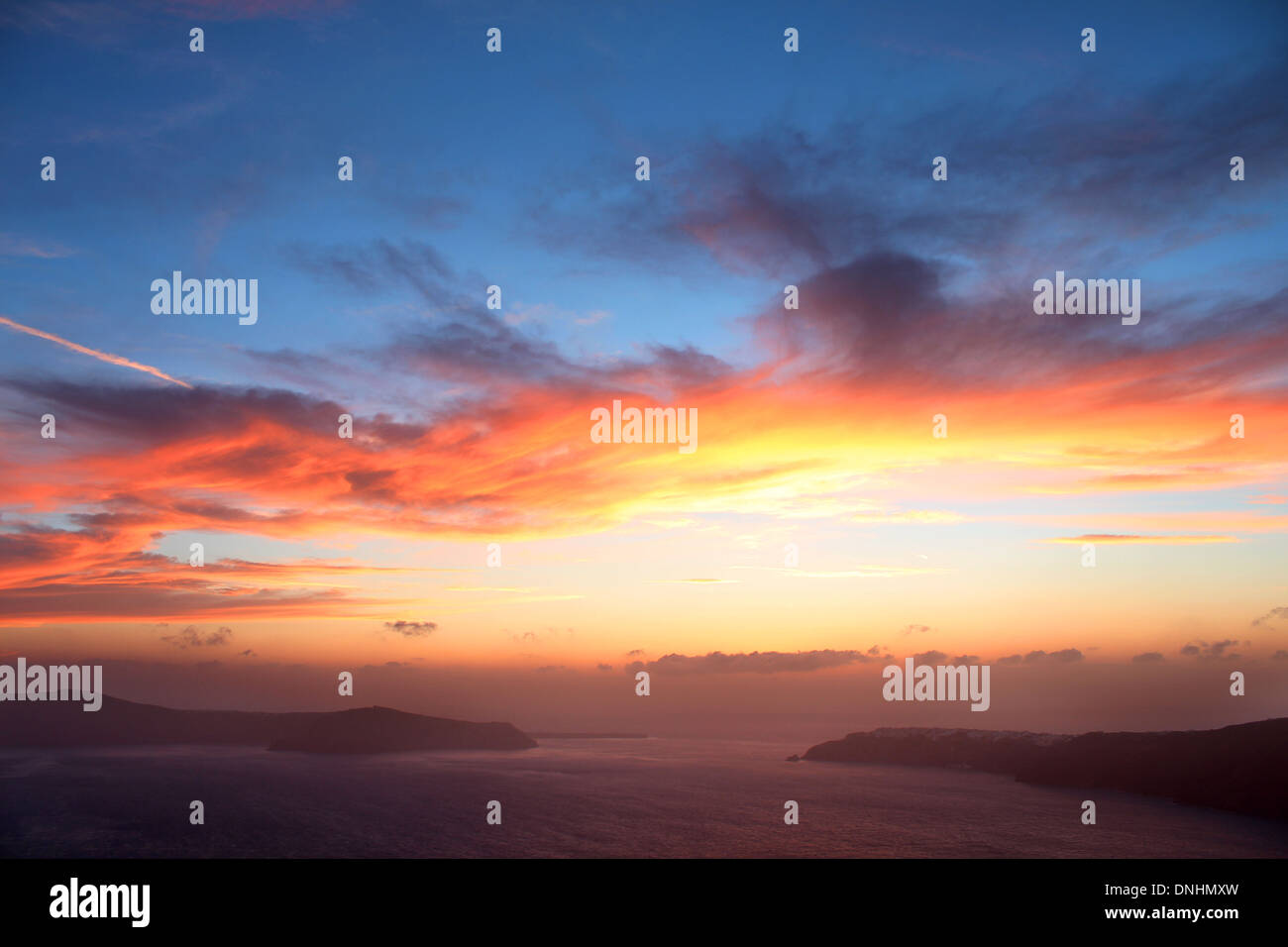 Santorini pink sunset hi-res stock photography and images - Alamy