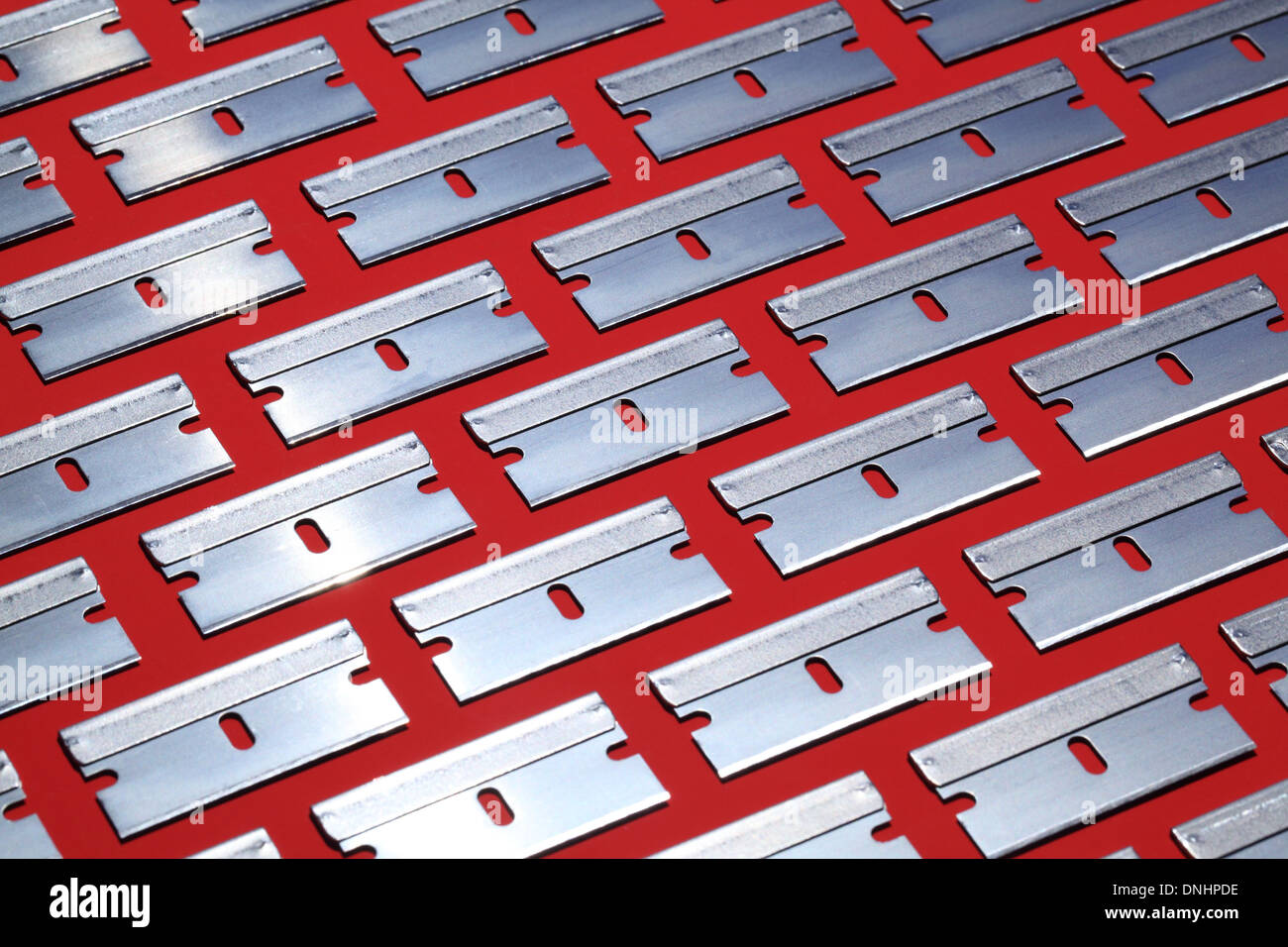Razor blades with blood hi-res stock photography and images - Alamy