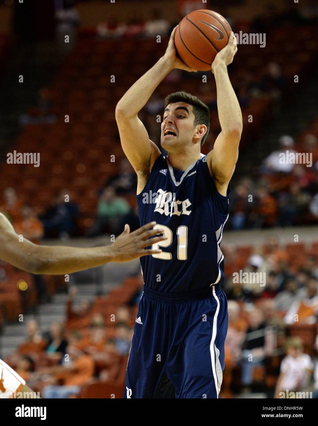 Drew bender hi-res stock photography and images - Alamy