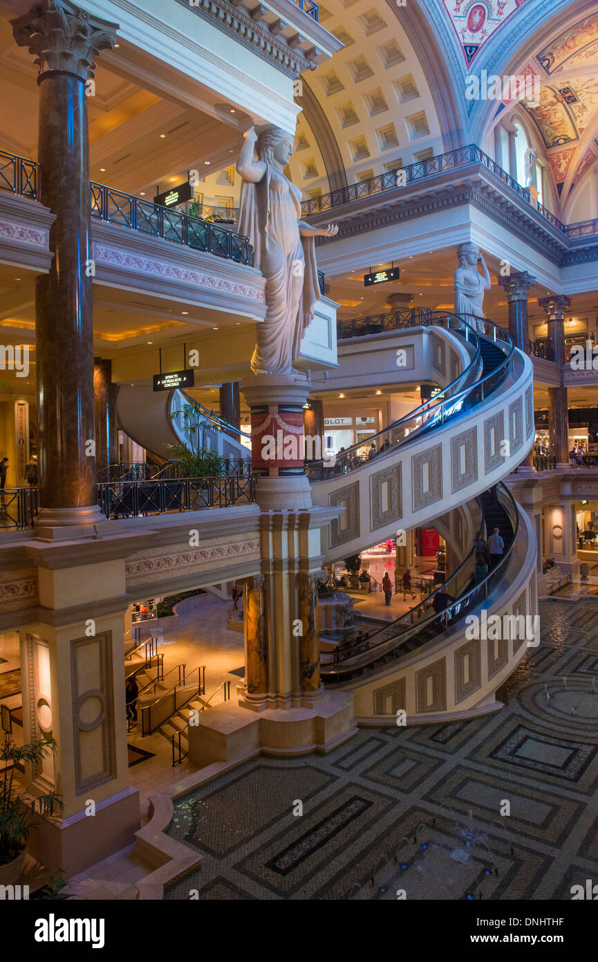 The Forum shopping mall in Las Vegas Stock Photo - Alamy