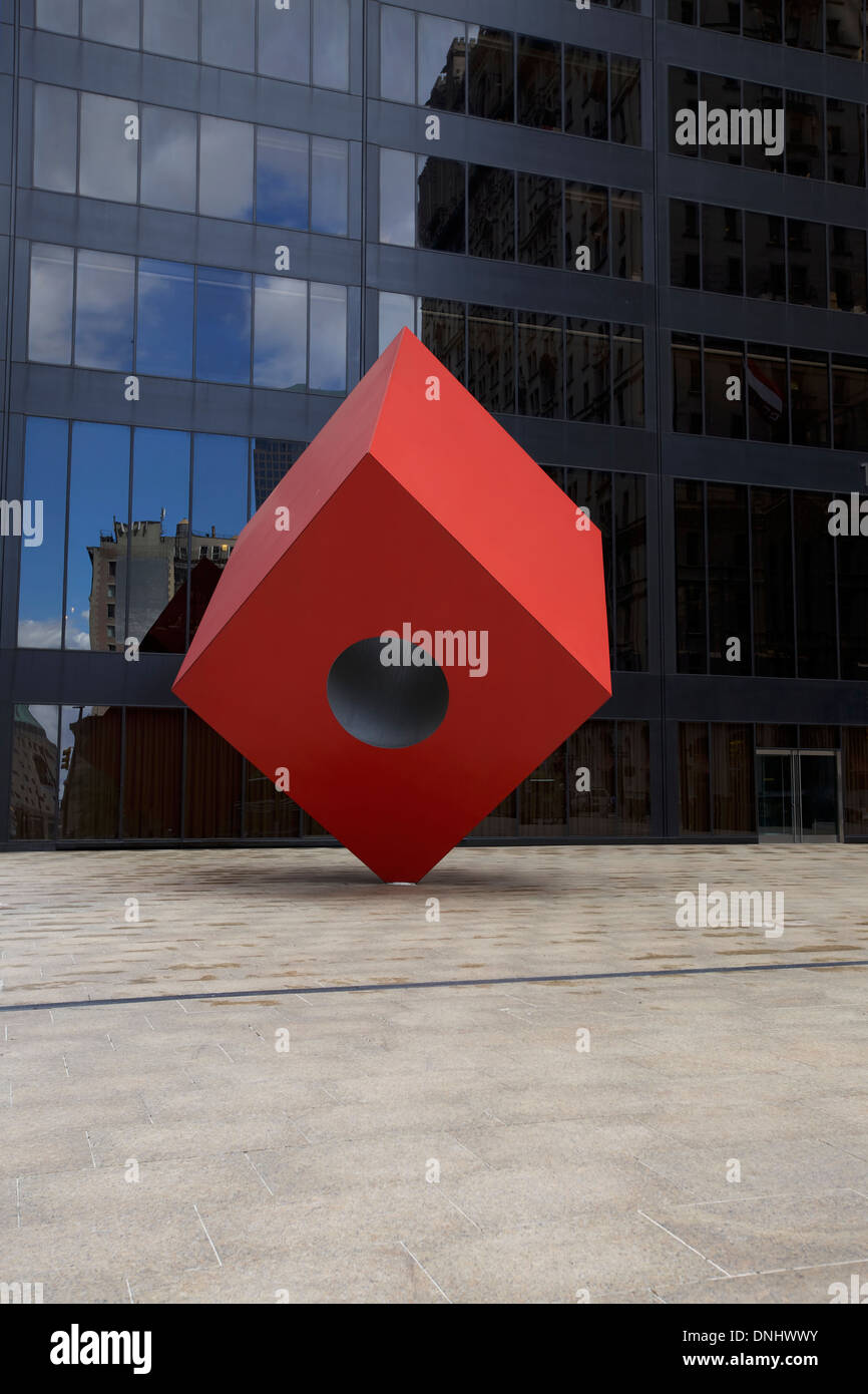 Simple sculpture hi-res stock photography and images - Alamy