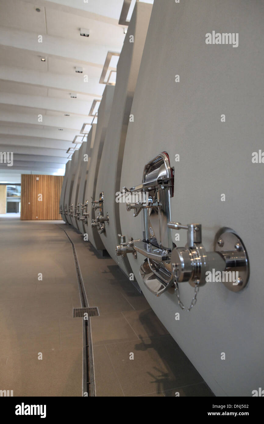 Concrete vat wine hi-res stock photography and images - Alamy