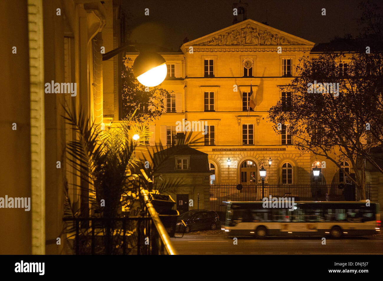 National institute blind paris hi-res stock photography and images - Alamy