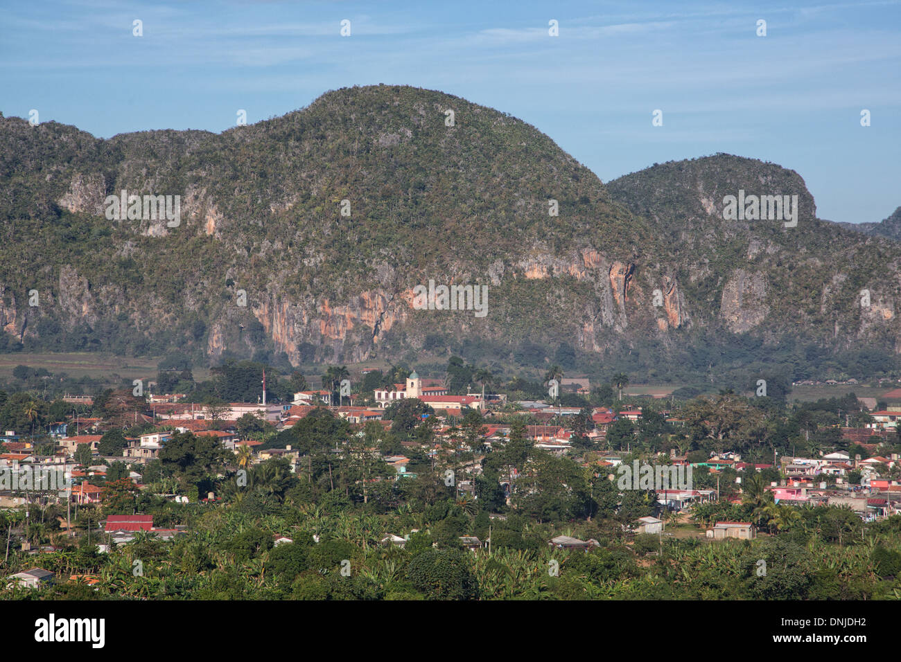 Country town cuba hi-res stock photography and images - Alamy