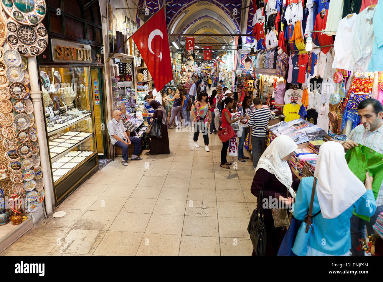 Inside the Grand Bazaar in Istanbul, Turkey Stock Photo - Alamy