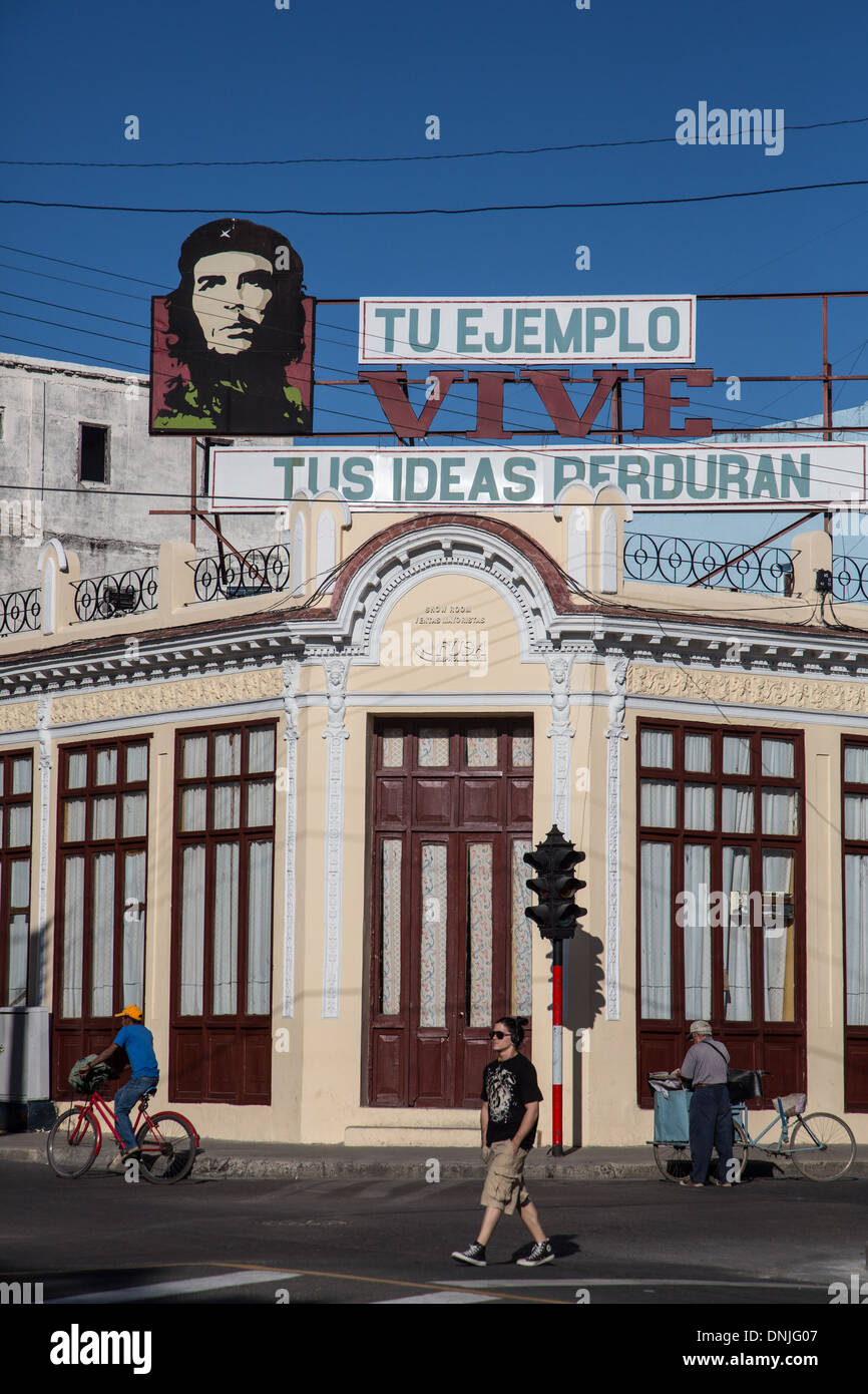 Che guevara portrait hi-res stock photography and images - Alamy