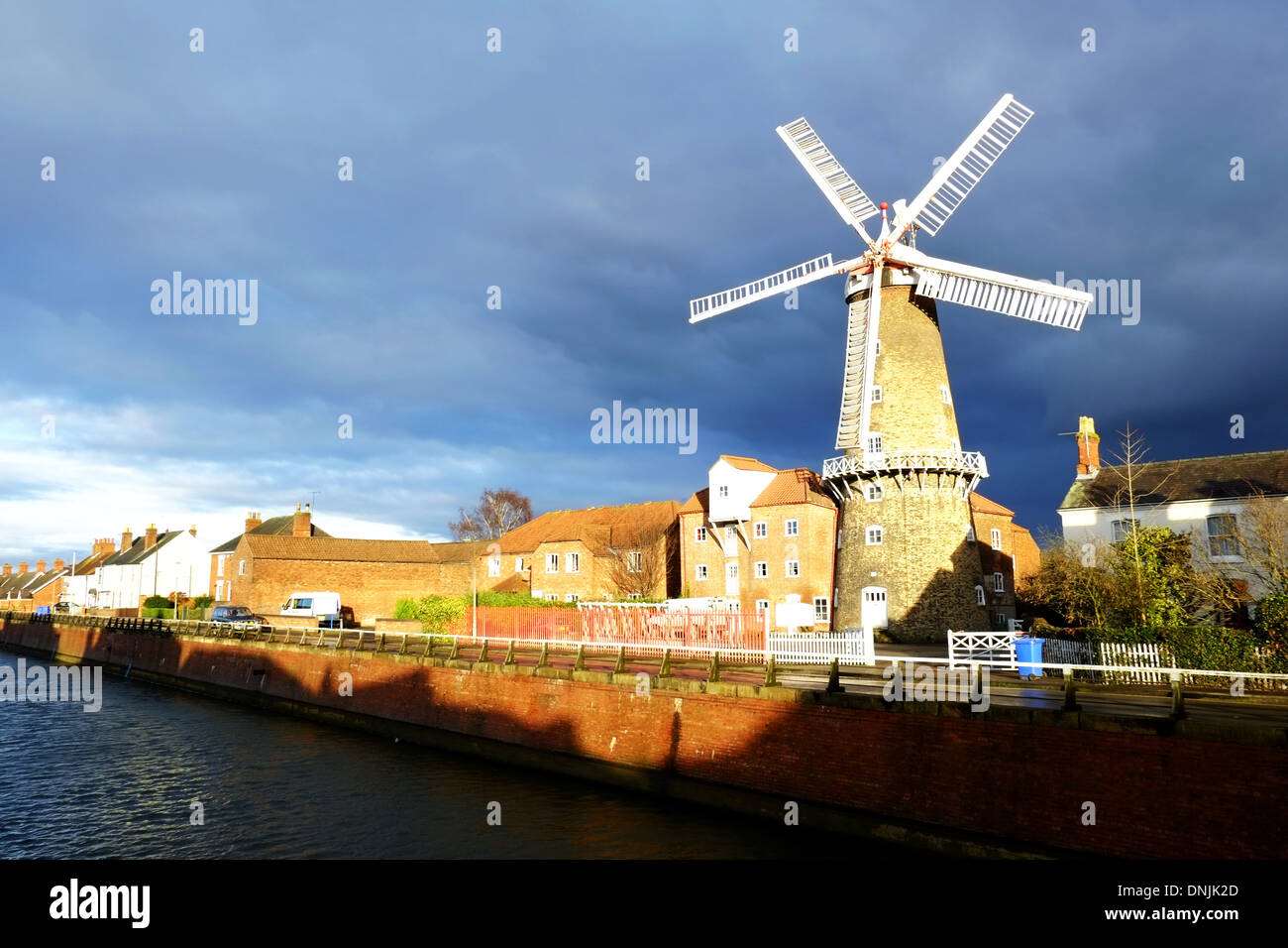 19th century Maud Foster Tower Windmill by the Maud Foster Drain ...