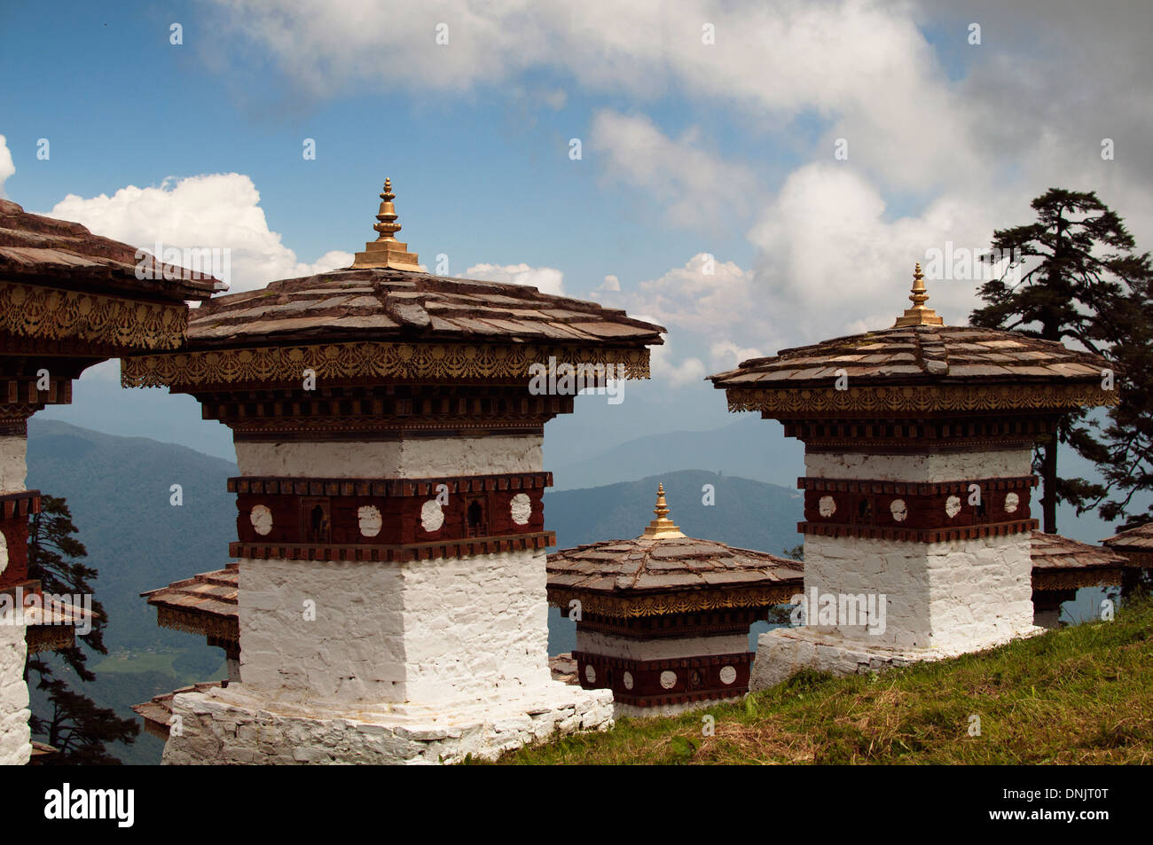 108 chortens hi-res stock photography and images - Alamy