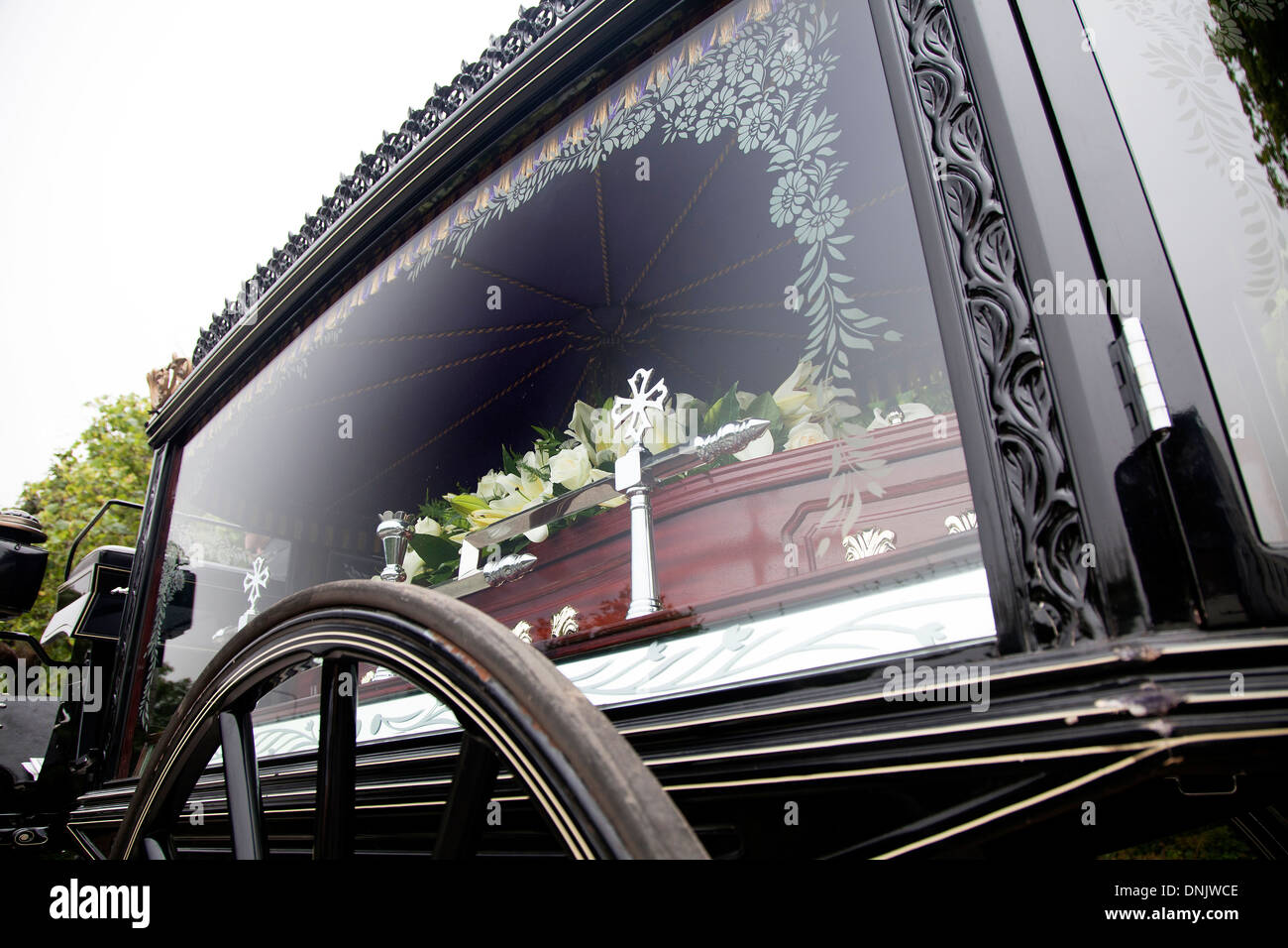 Traditional horse-drawn hearse carriage with coffin Stock Photo - Alamy