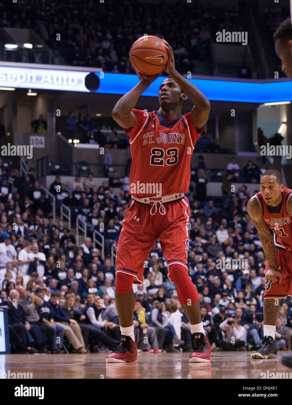 St johns red storm mens basketball hi-res stock photography and images ...