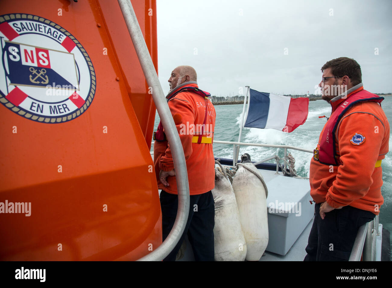 PILOTS OF THE SNSM (NATIONAL SOCIETY OF SEA RESCUE) BOAT, MORBIHAN (56 ...