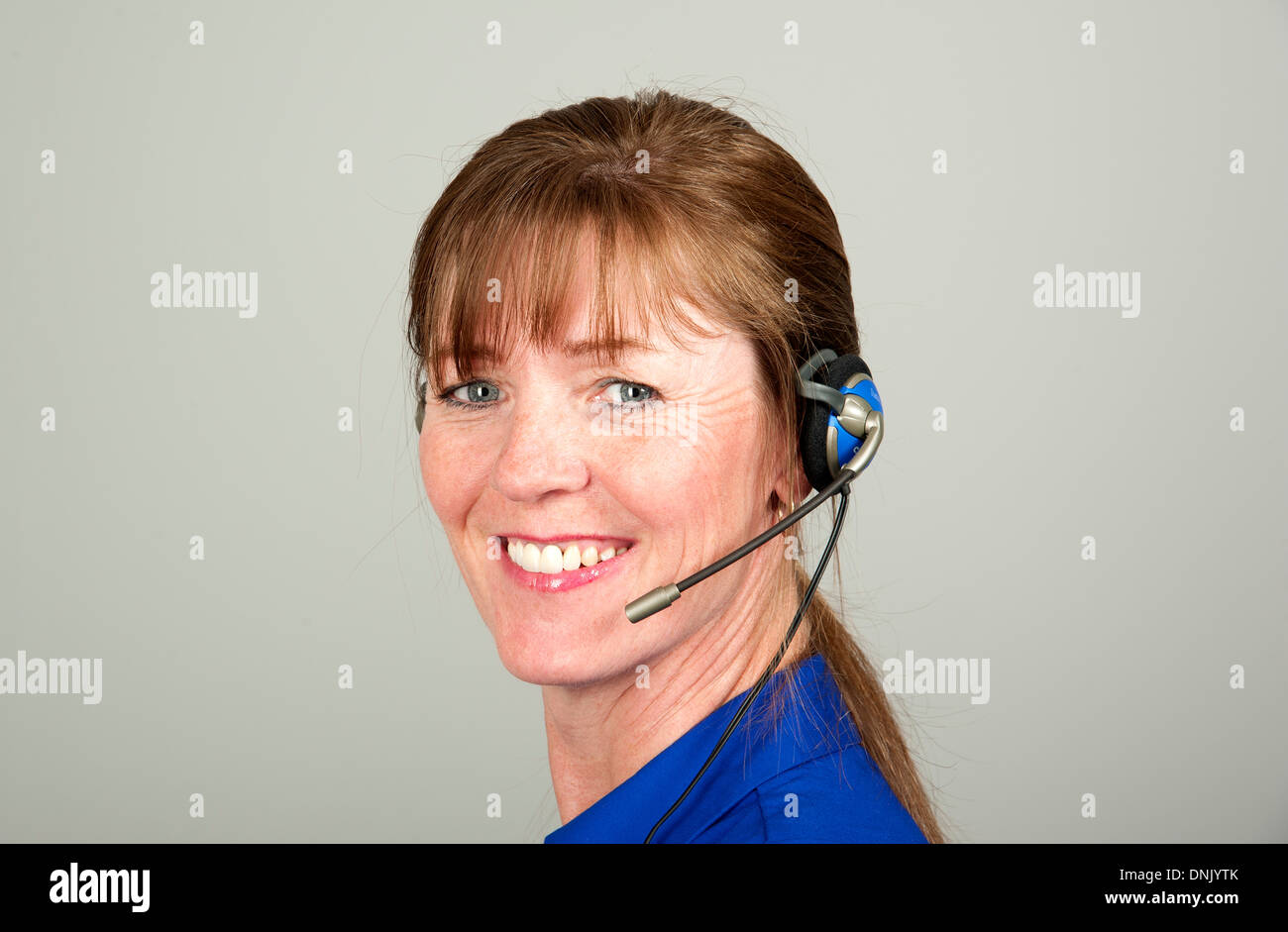 Female telephonist hi-res stock photography and images - Alamy
