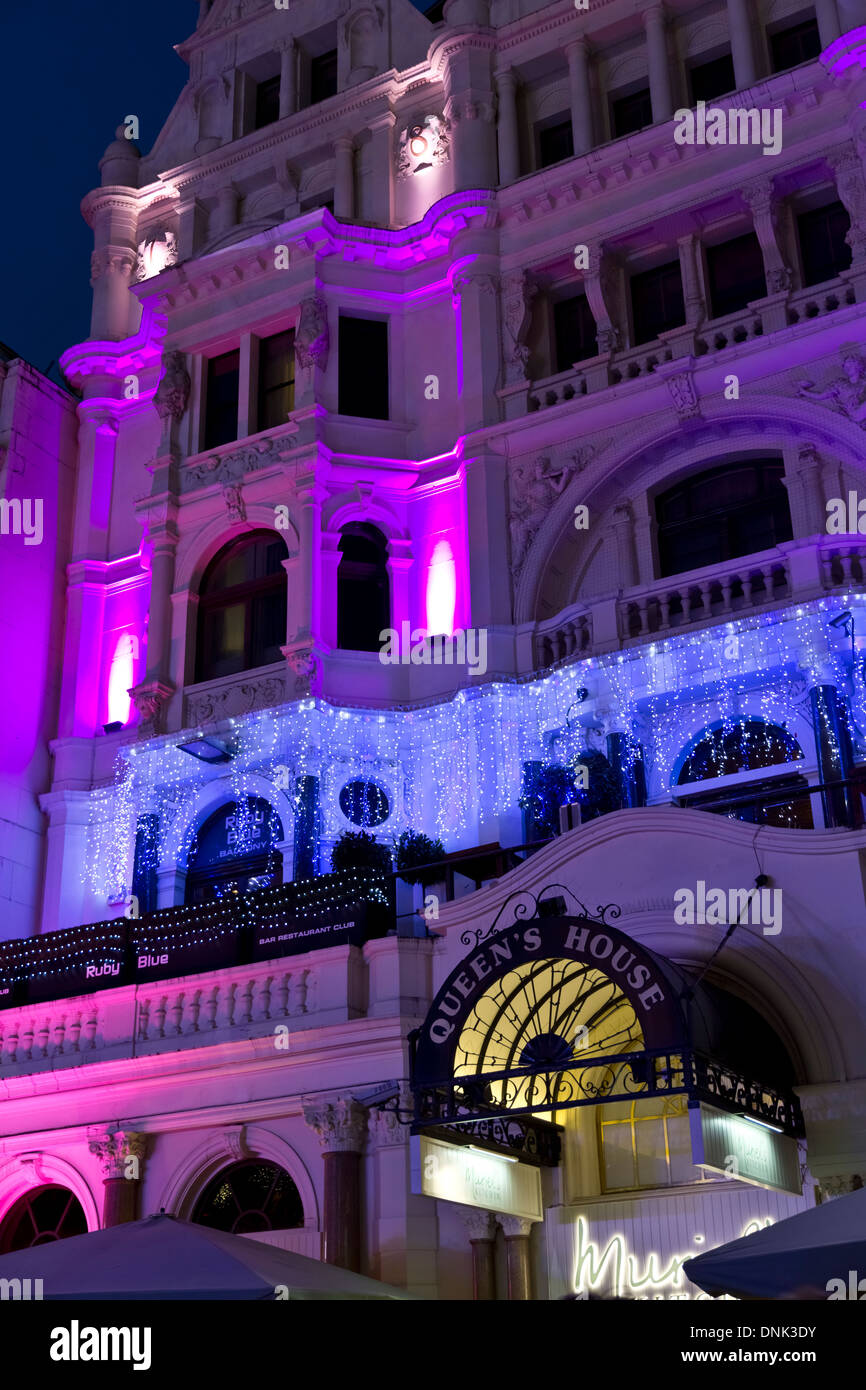 Queens square london hi-res stock photography and images - Alamy
