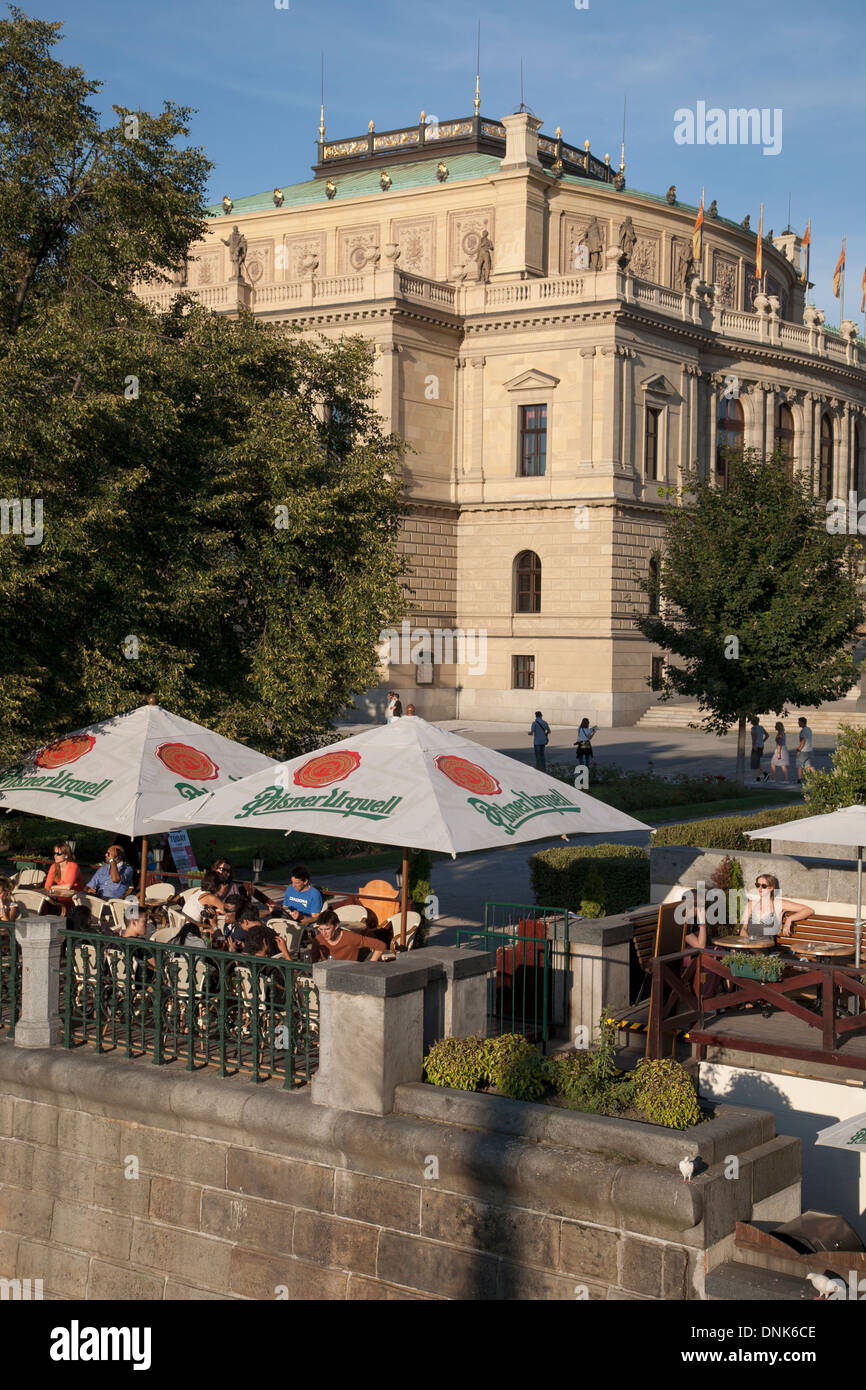 Cafe manes hi-res stock photography and images - Alamy