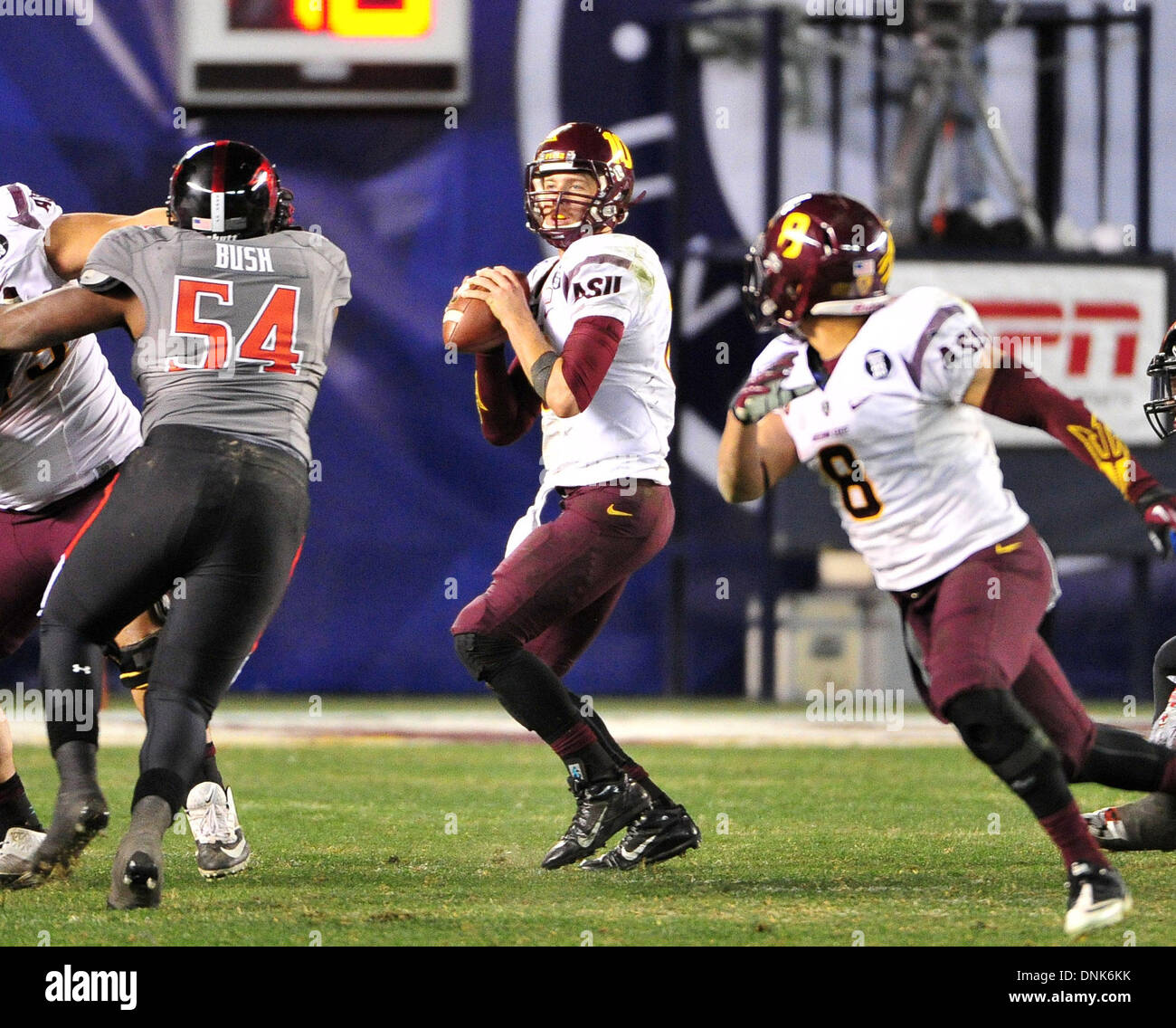 San Diego, CA, . 30th Dec, 2013. QB Taylor Kelly #10 of the Sun Devils during the Bridgepoint ...