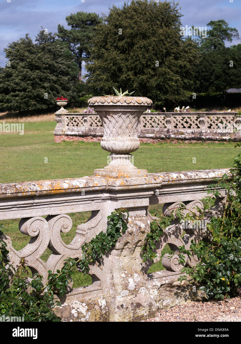 charlecote park stately home warwickshire england uk Stock Photo - Alamy
