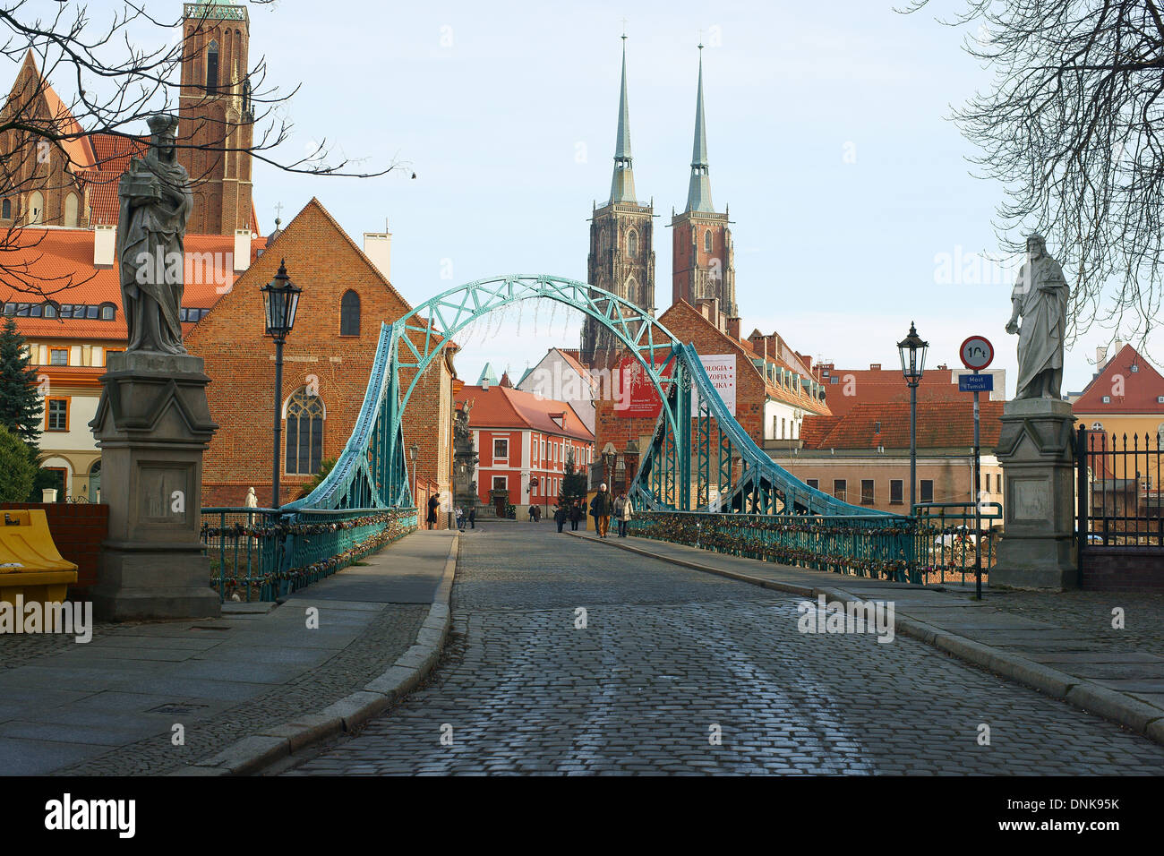 Wroclaw Tumski Bridge and Ostrow Tumski Stock Photo - Alamy