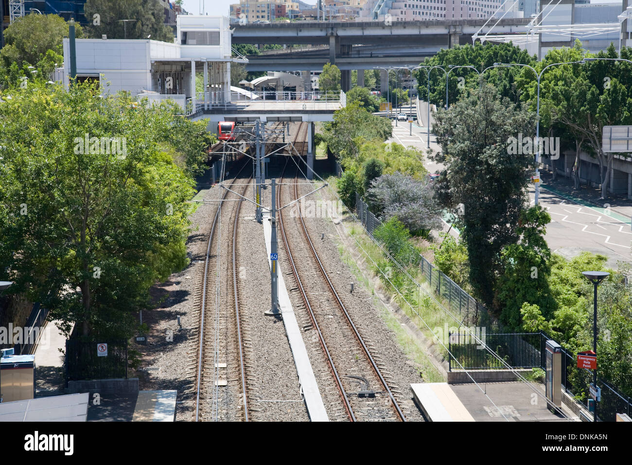 light rail track running behind the back of darling harbour,sydney ...