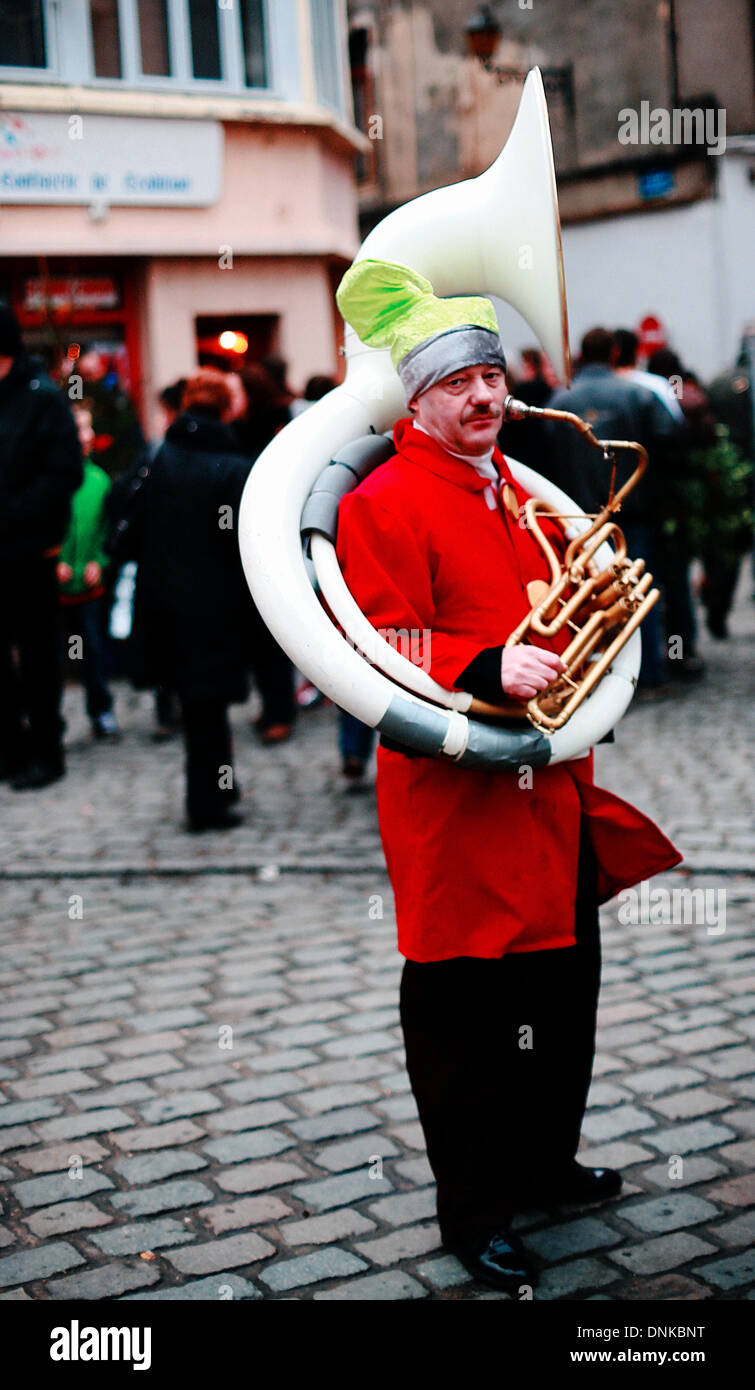 Euphonium hi-res stock photography and images - Alamy