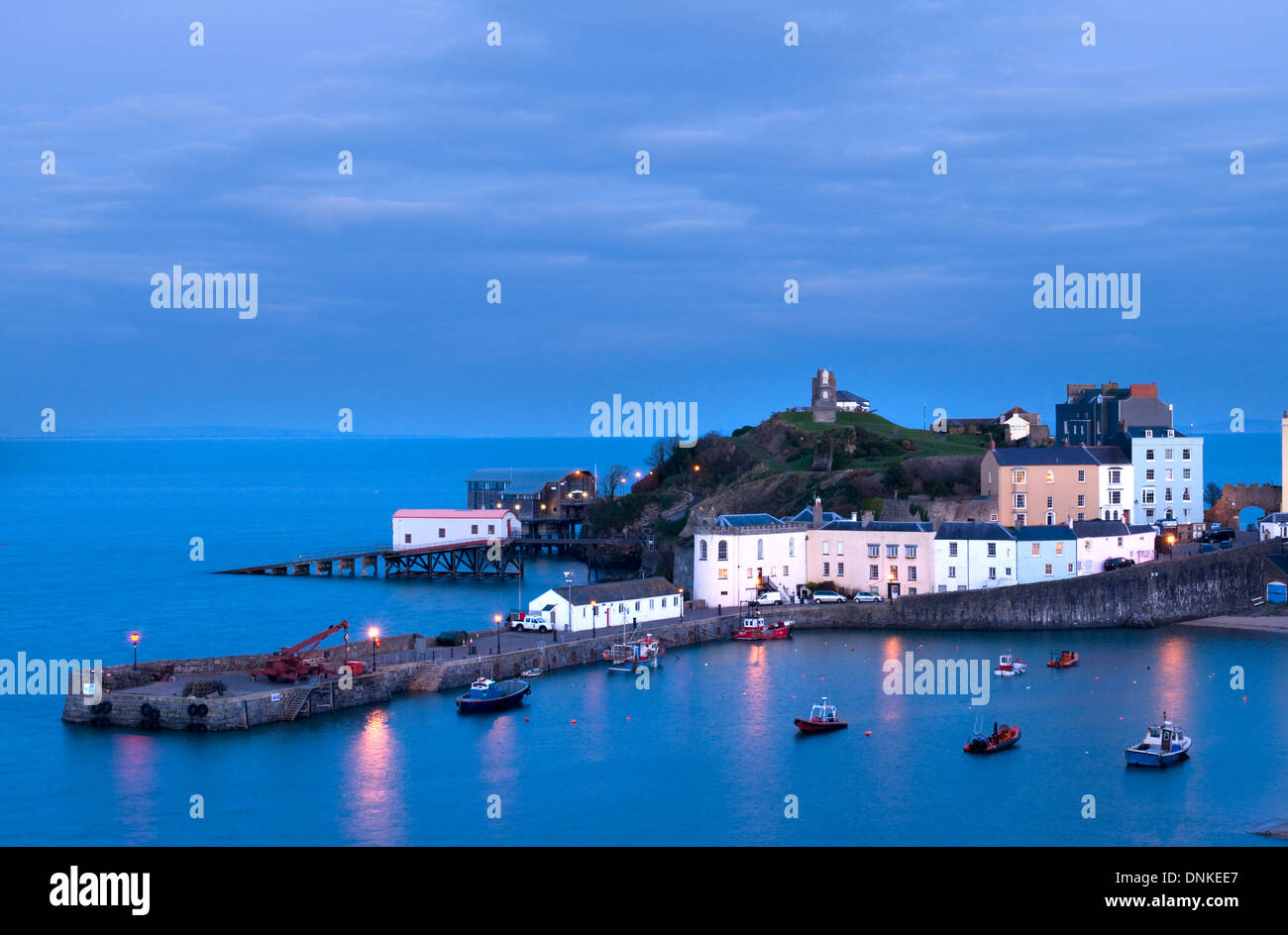 Tenby harbor hi-res stock photography and images - Alamy