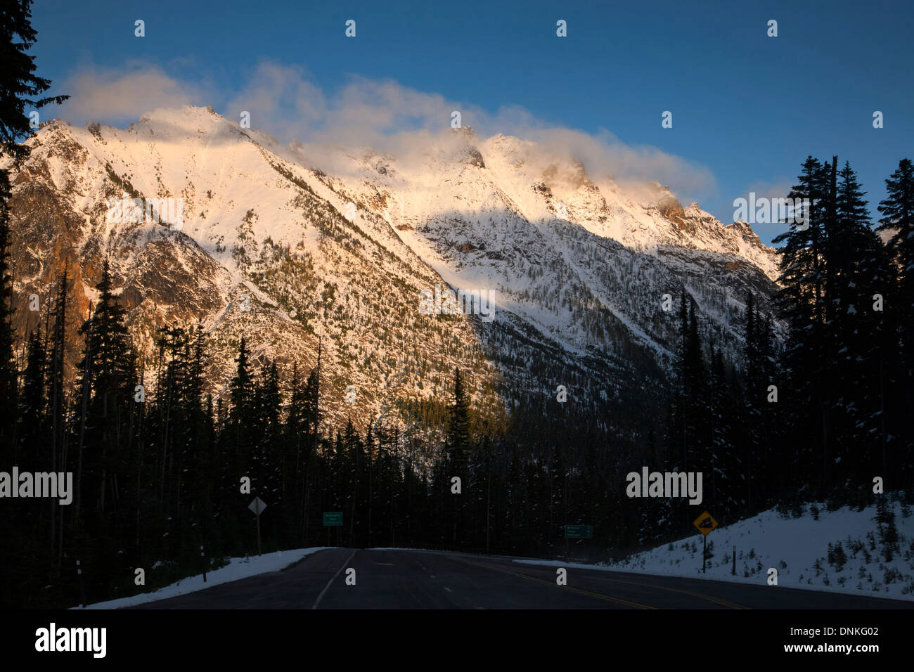 North cascades highway hi-res stock photography and images - Alamy