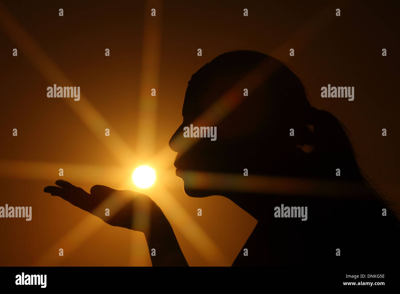 Catching the sun hi-res stock photography and images - Alamy