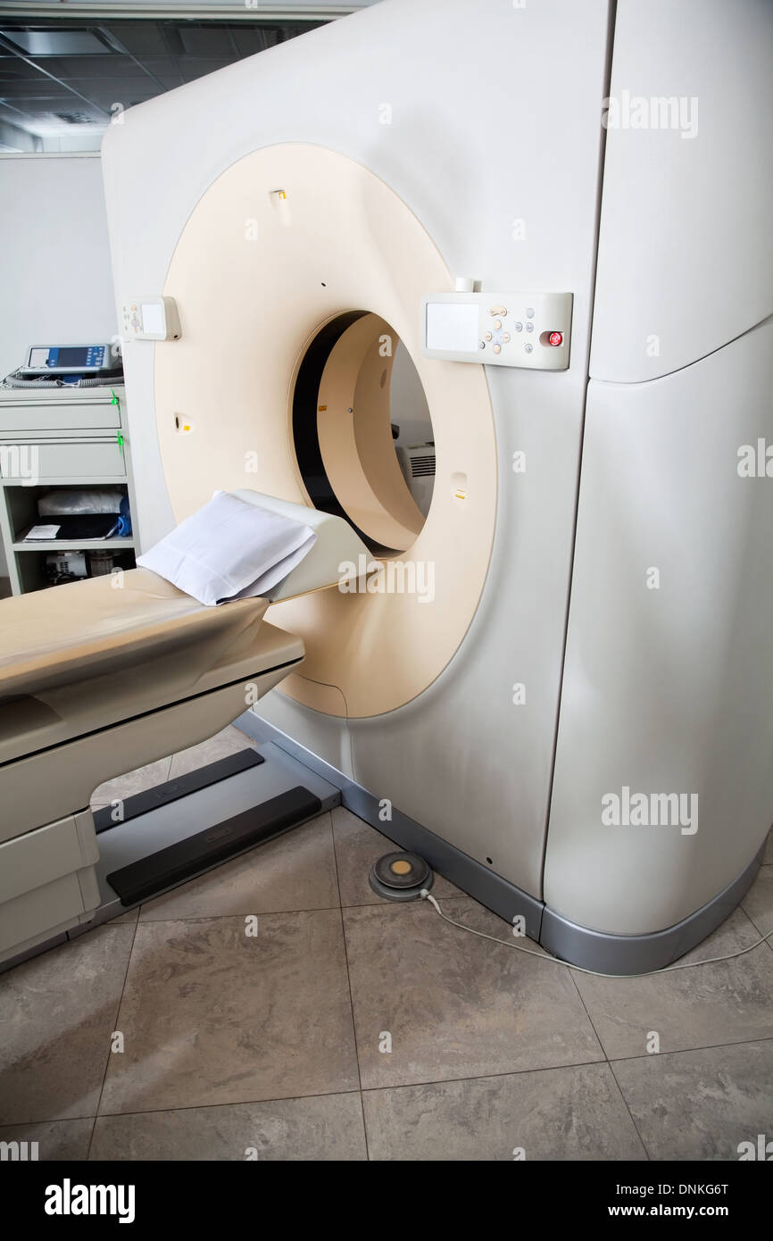 Axial ct scan hi-res stock photography and images - Alamy