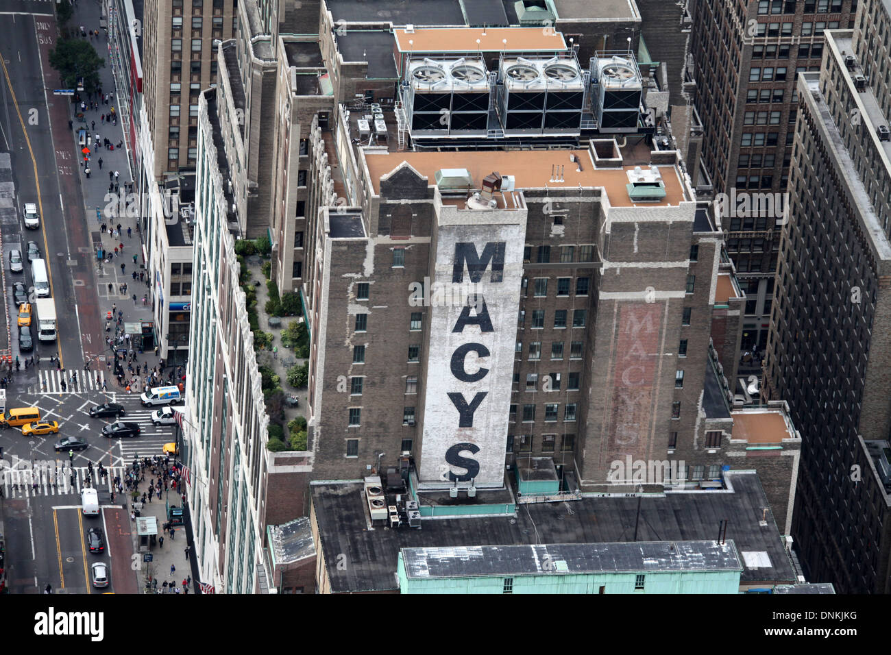 Top view store hi-res stock photography and images - Alamy