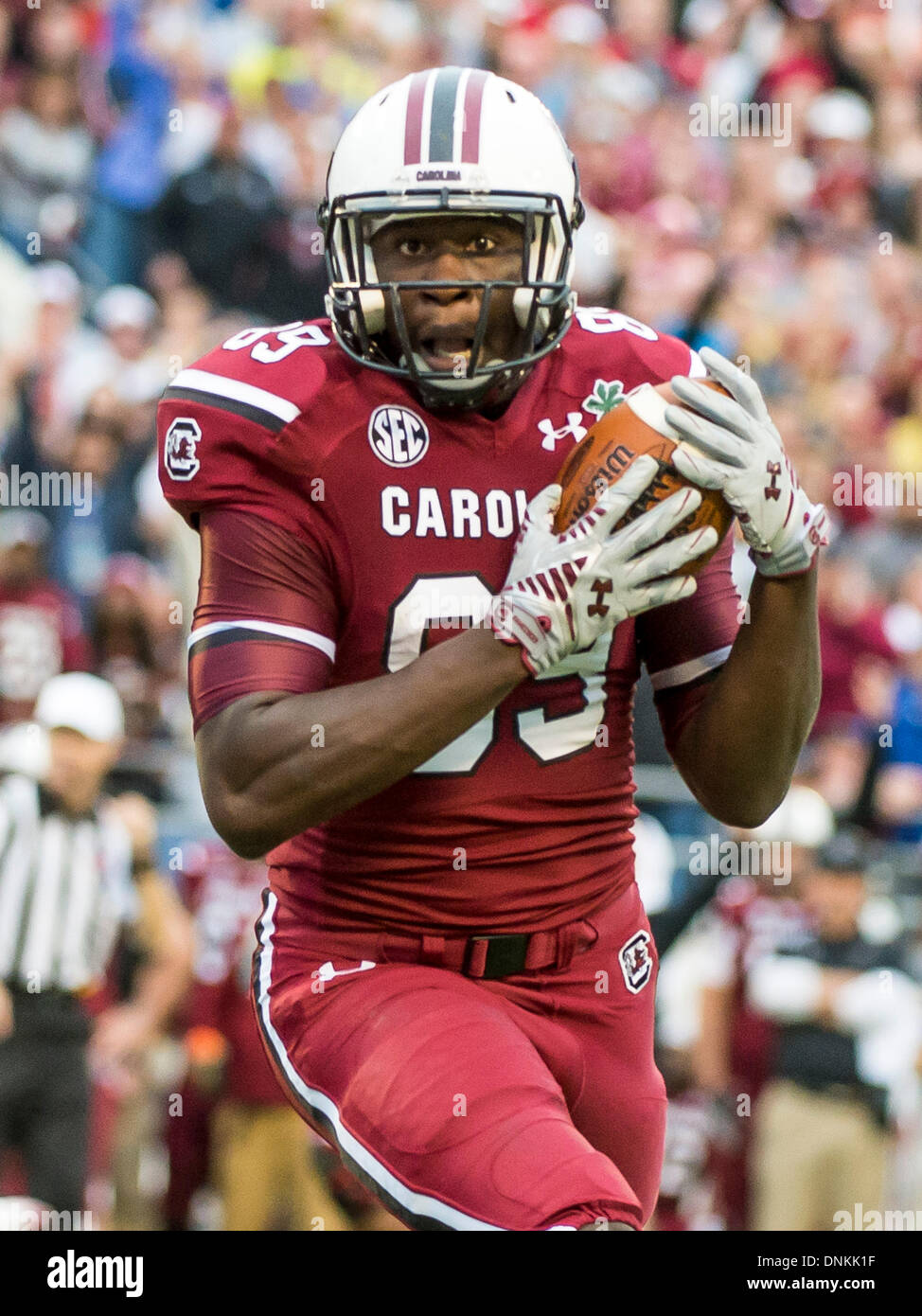 Orlando, Florida, USA. 1st Jan, 2014. S: South Carolina tight end ...
