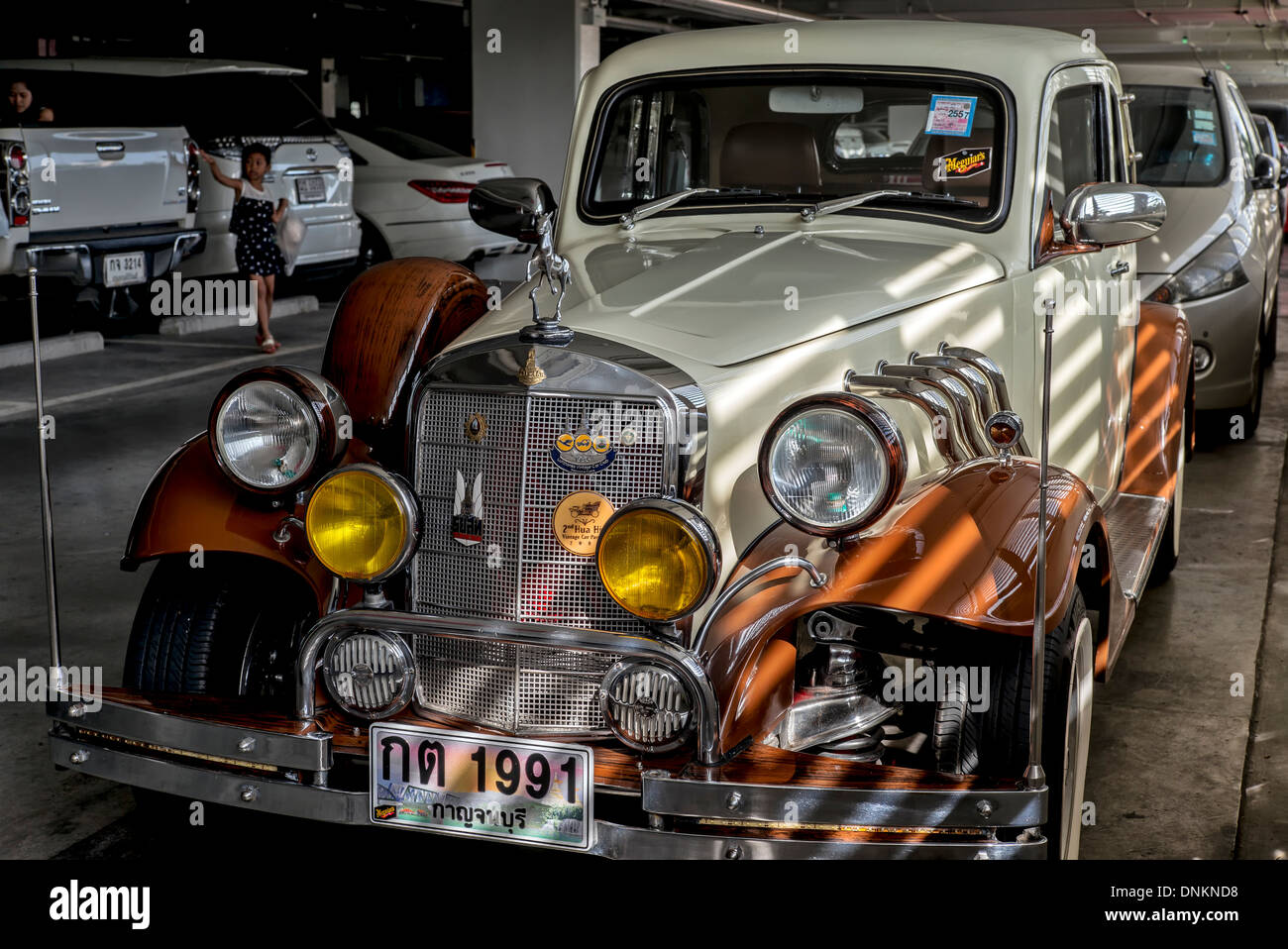 Modified vehicle hi-res stock photography and images - Alamy