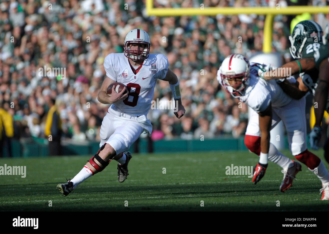 Pasadena, California, USA. 1st January 2014. Kevin Hogan QB #8 of ...