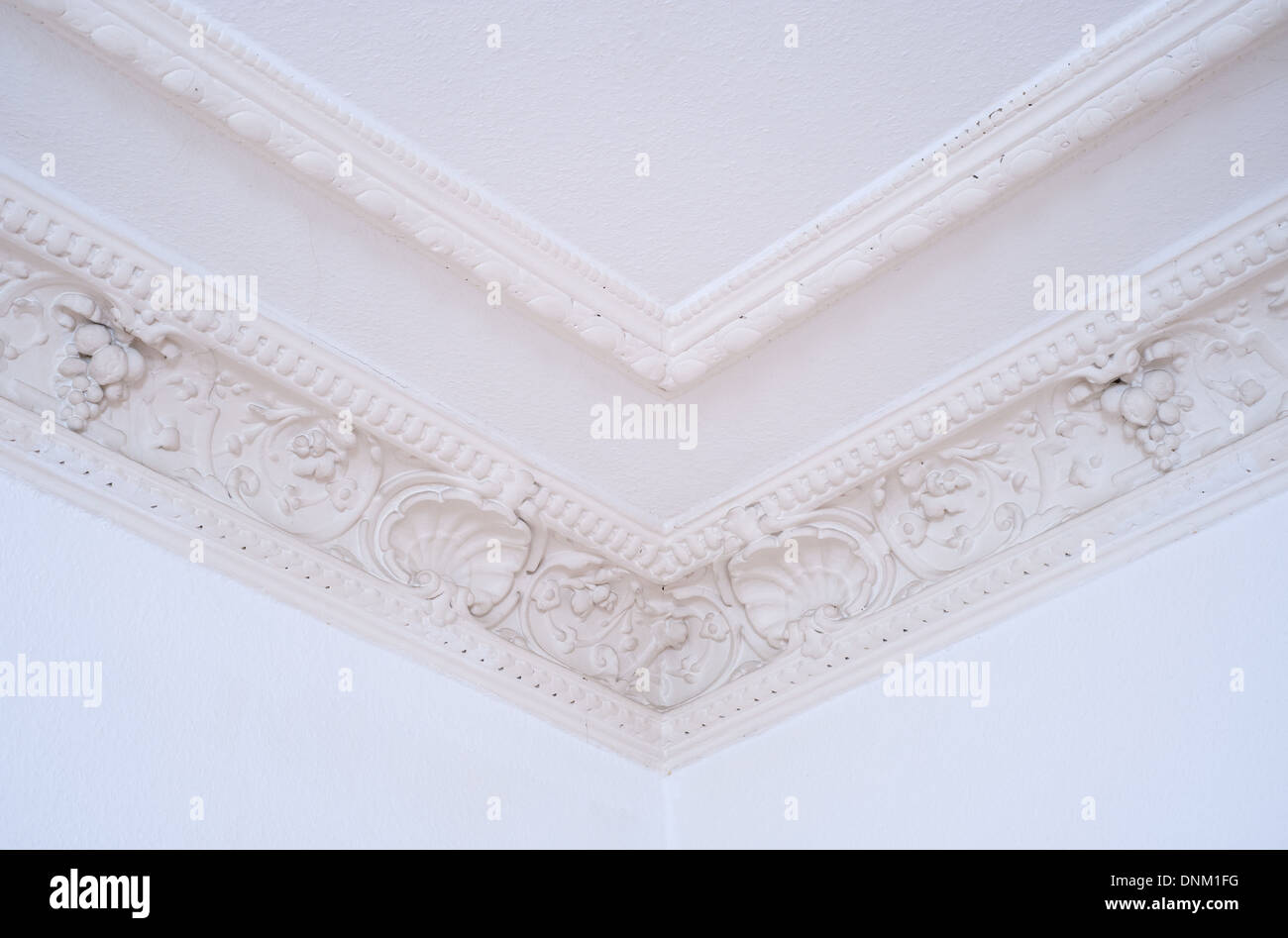 Ceiling with stucco hi-res stock photography and images - Alamy
