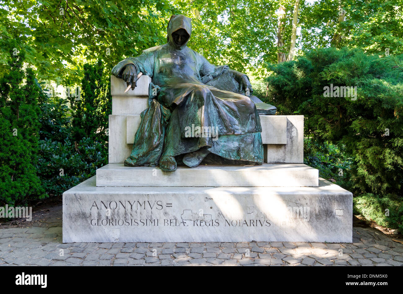 Statue Figure Art High Resolution Stock Photography and Images - Alamy