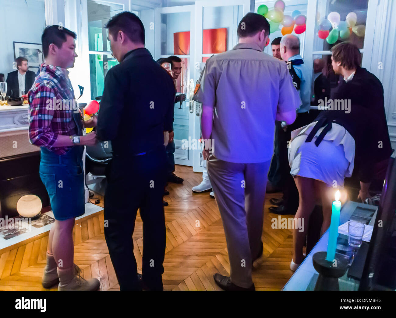 Group men partying i hi-res stock photography and images - Alamy