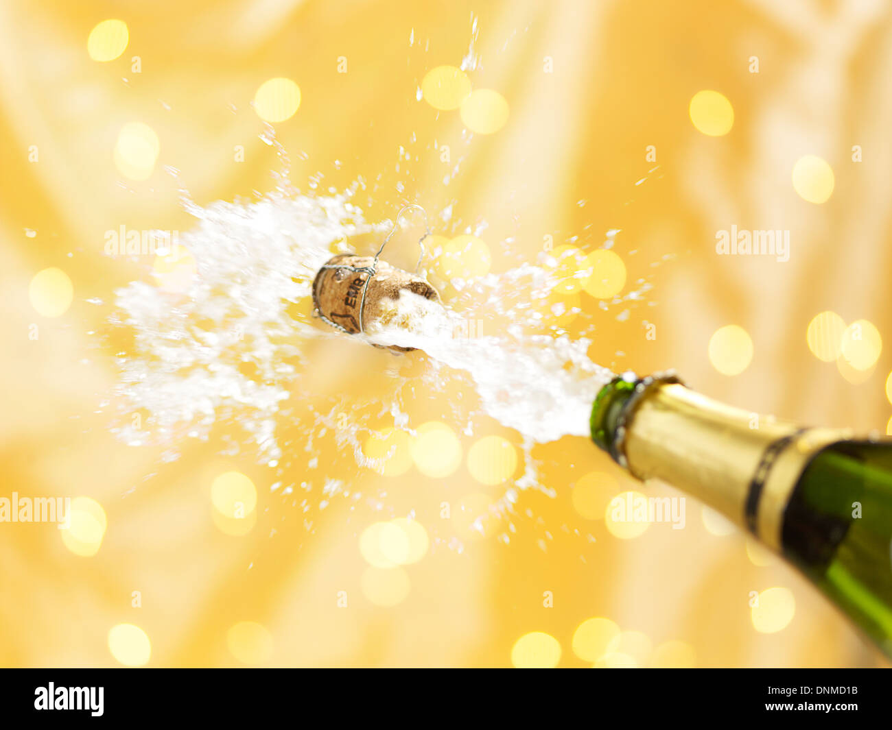 Champagne popping hi-res stock photography and images - Alamy